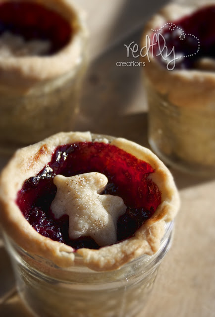 Mini Blackberry Pies - in a Jar - Redfly Creations - Sugar Bee Crafts