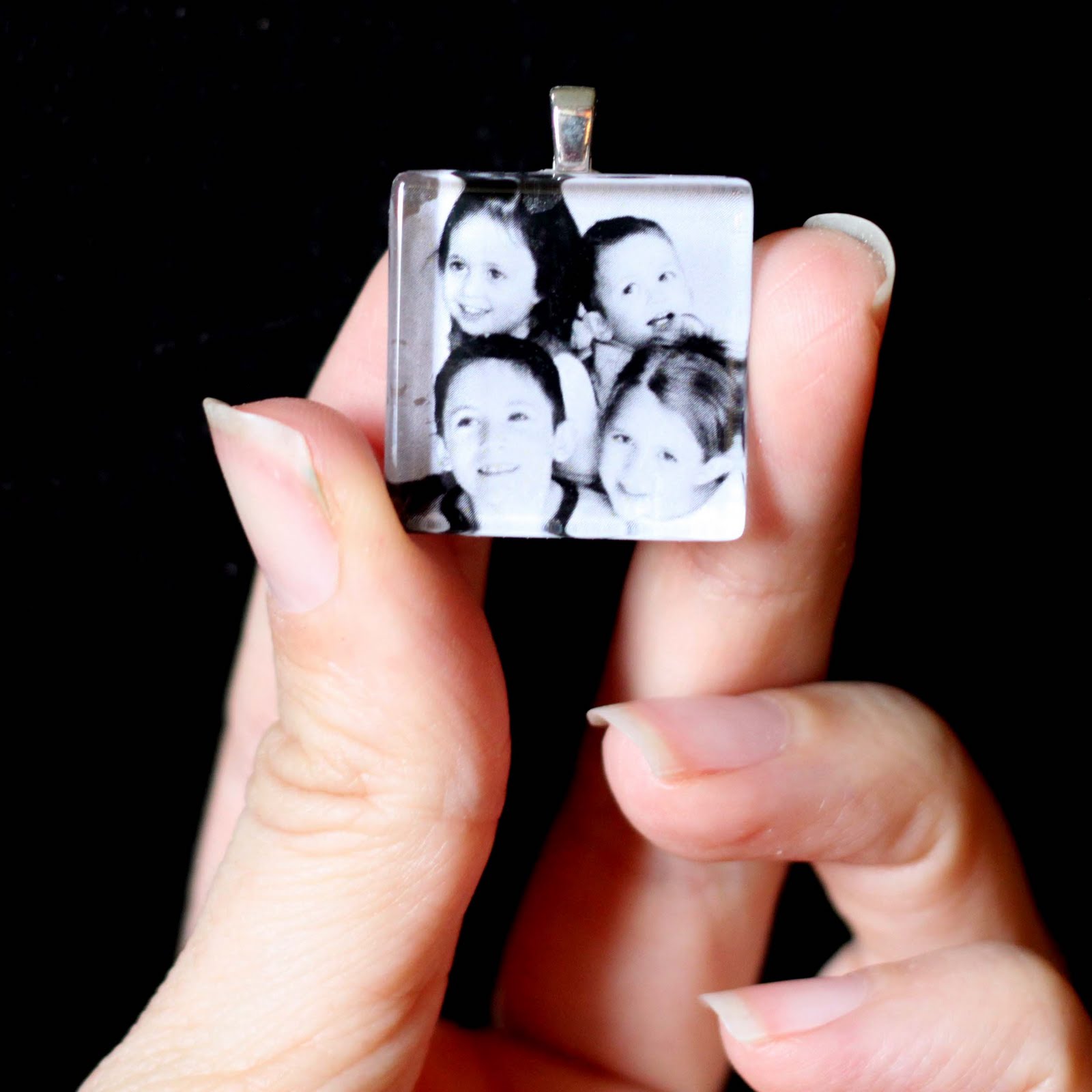 Custom Photo Pendant - Sugar Bee Crafts