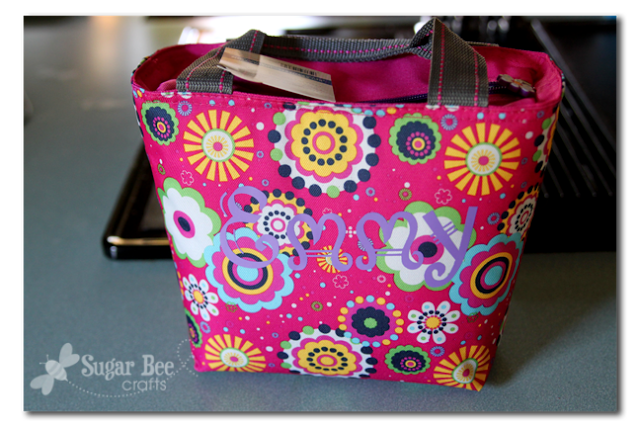 Personalized Lunchbox - vinyl style - Sugar Bee Crafts