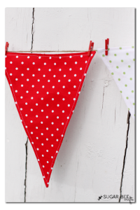 Holiday Pennant Banner - Sugar Bee Crafts