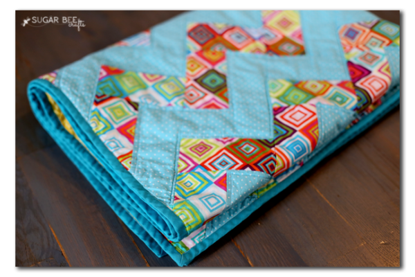 Super Easy Zig Zag Colorful Quilt - Sugar Bee Crafts