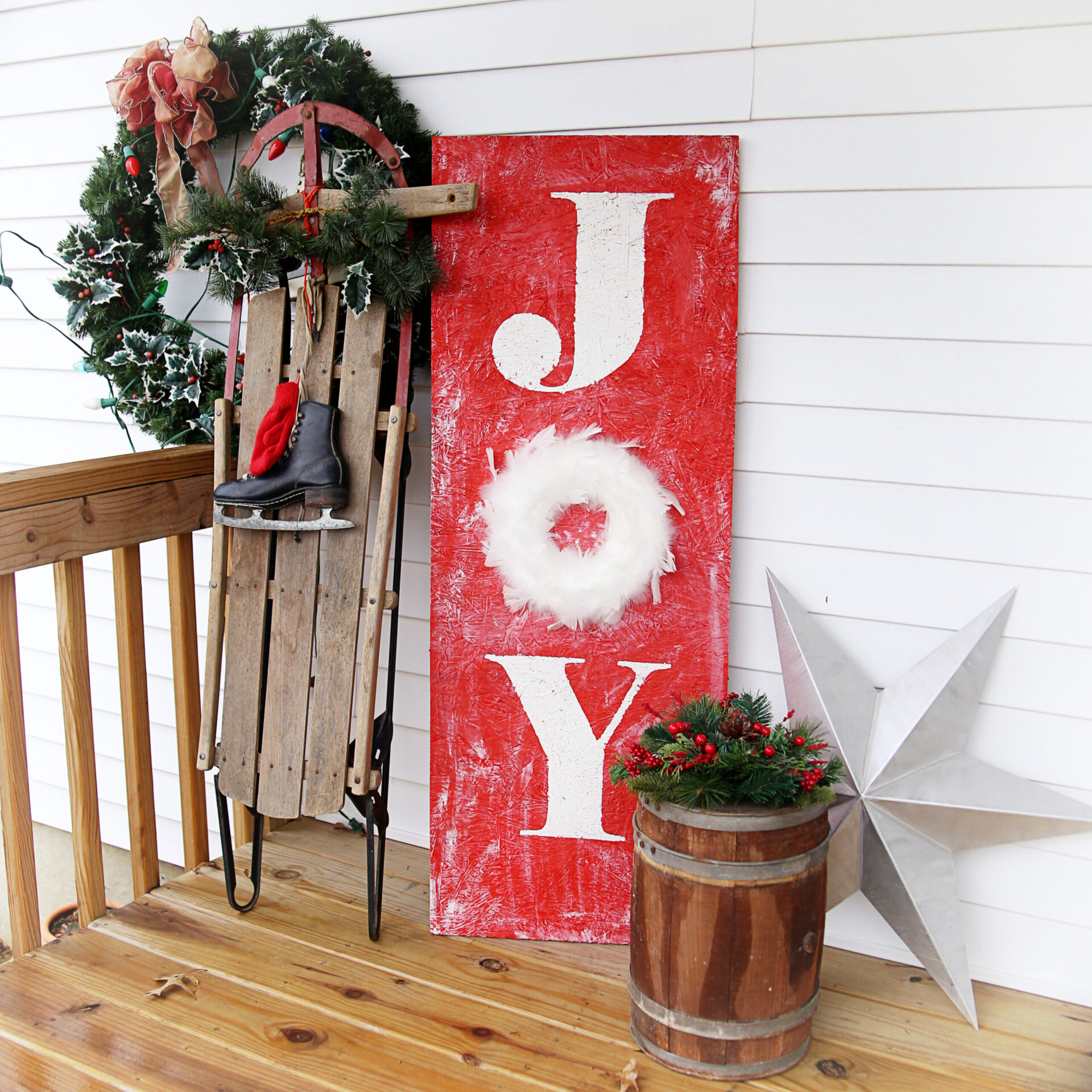 JOY Holiday Porch Sign - Sugar Bee Crafts