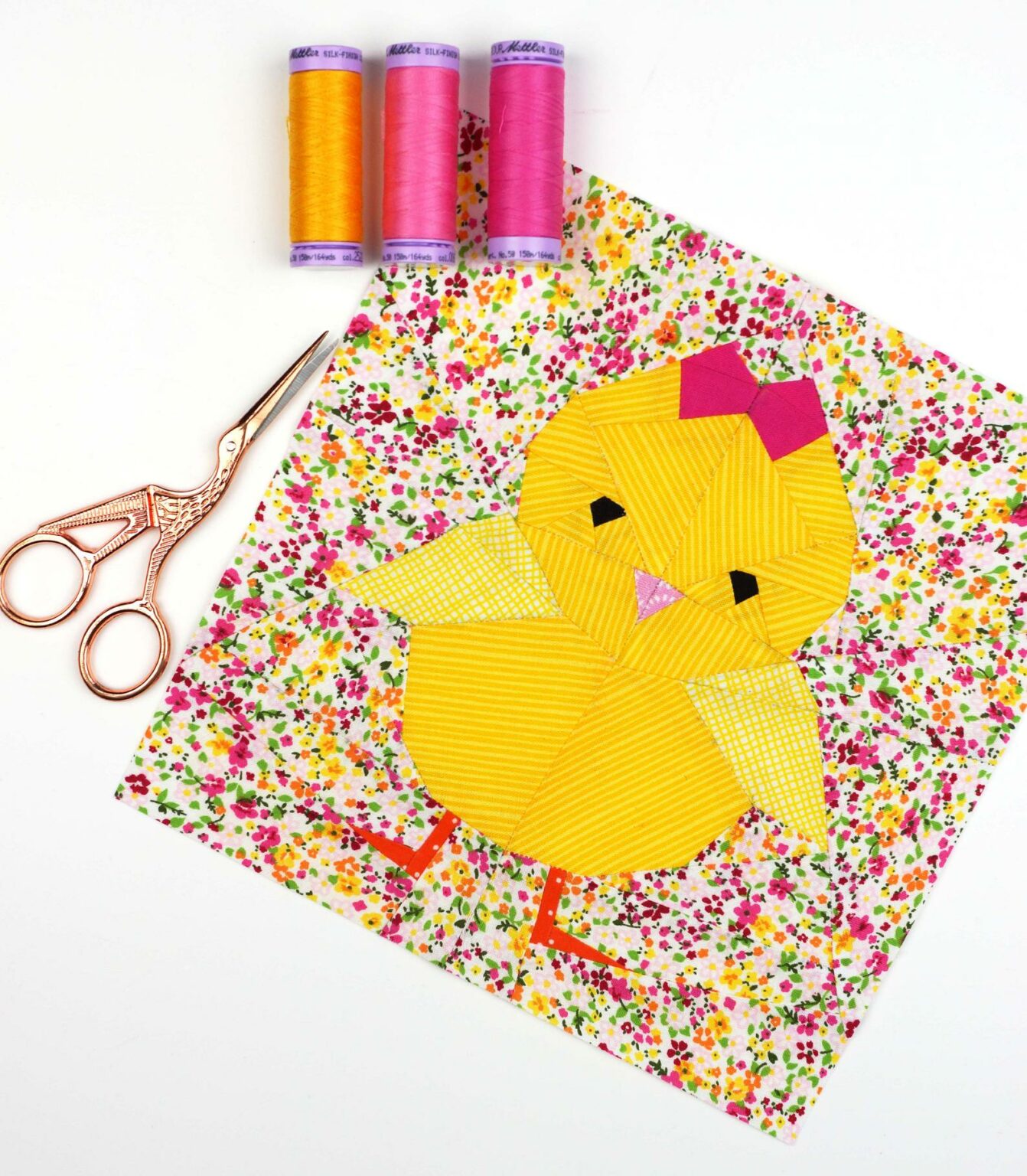 20+ Fabric Chicken Ideas & Free Patterns / Tutorials