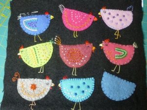 20+ Fabric Chicken Ideas & Free Patterns / Tutorials