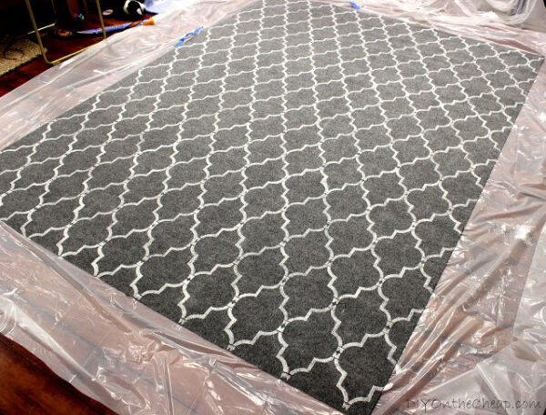 20 DIY Rug Tutorials - Sugar Bee Crafts