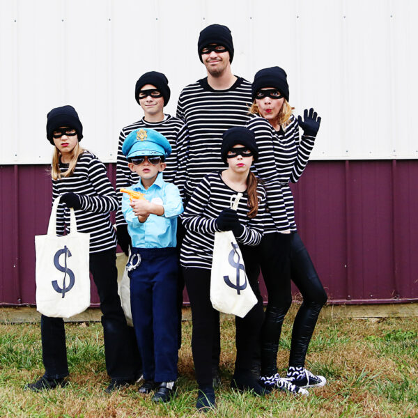 Bandits: Family Costume Idea - Sugar Bee Crafts