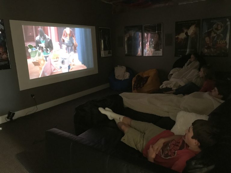 SING DIY Cupcake Toppers - Sugar Bee Crafts