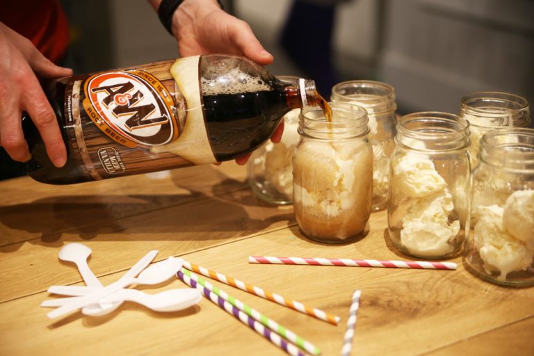 Root Beer Float Bar - Movie Night! - Sugar Bee Crafts