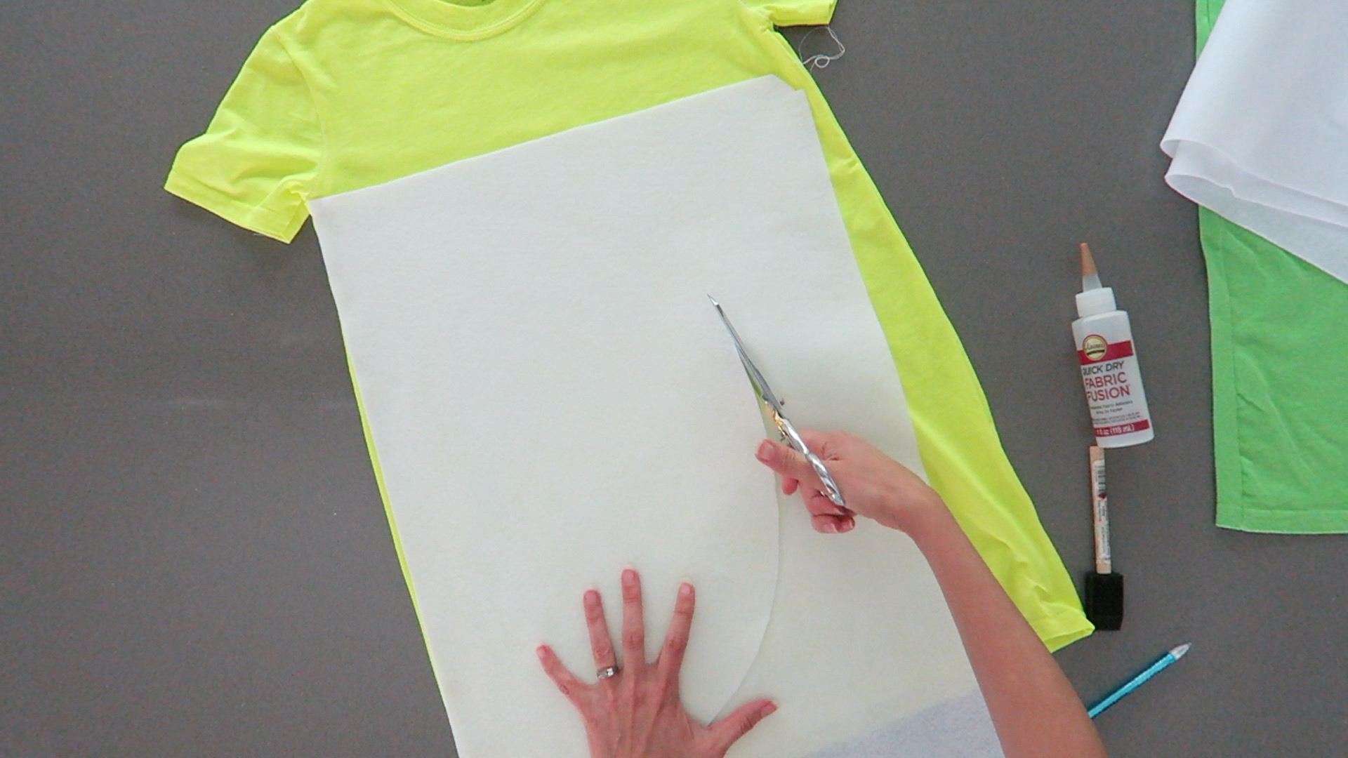 No-Sew Lemon Lime Costume - Sugar Bee Crafts