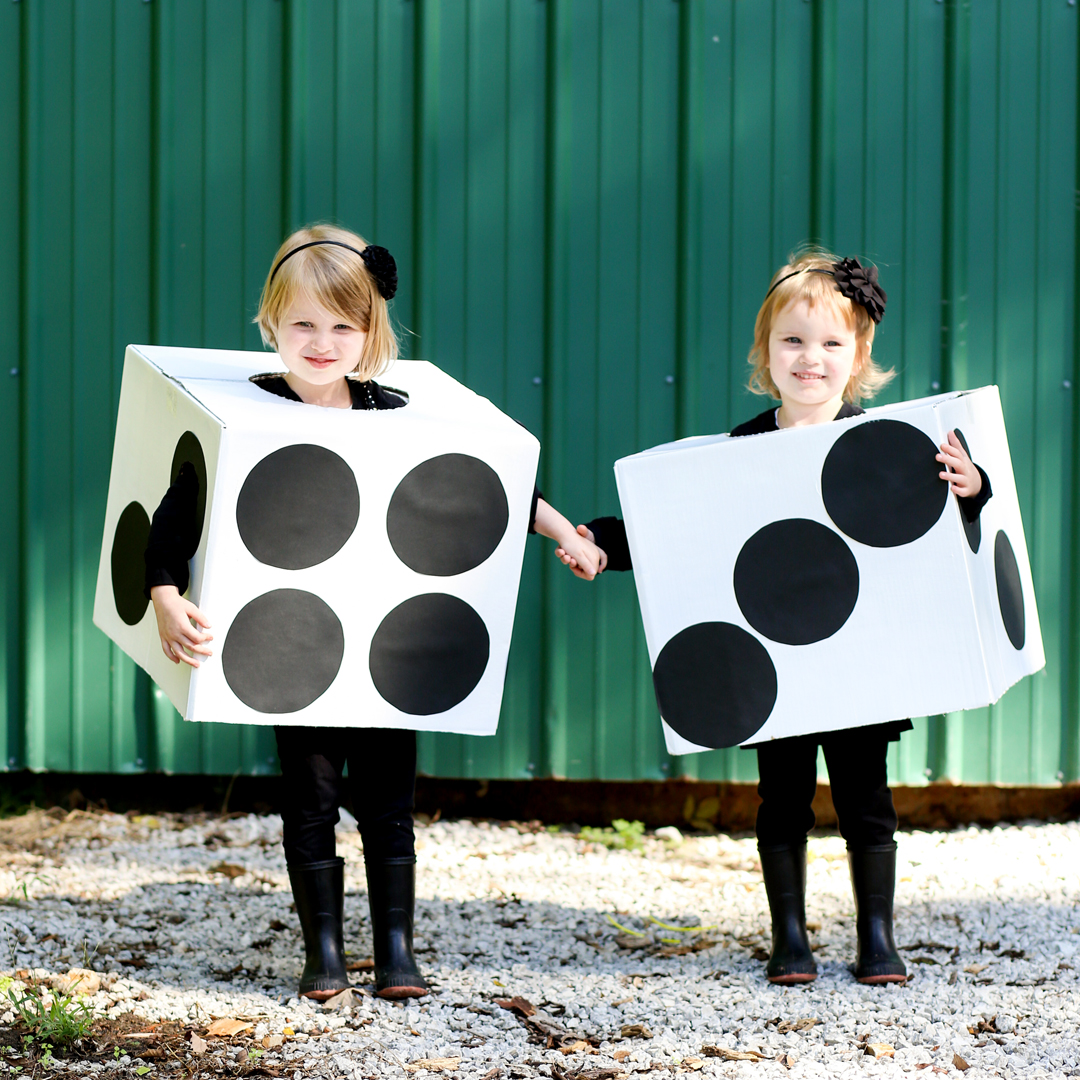 DIY Dice Costume Boxtume - Sugar Bee Crafts