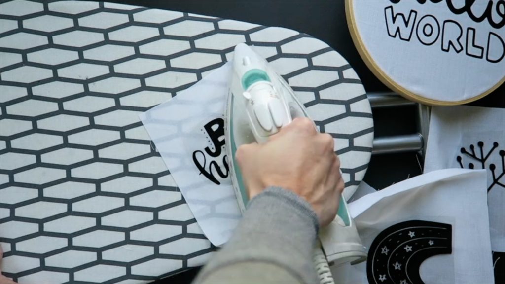 Vinyl Embroidery Hoop Decor - Sugar Bee Crafts