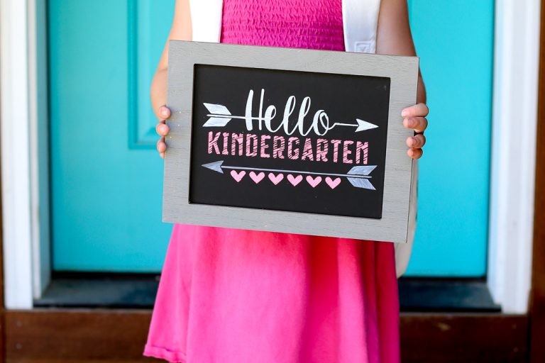 How to make a Chalkboard Stencil - Sugar Bee Crafts
