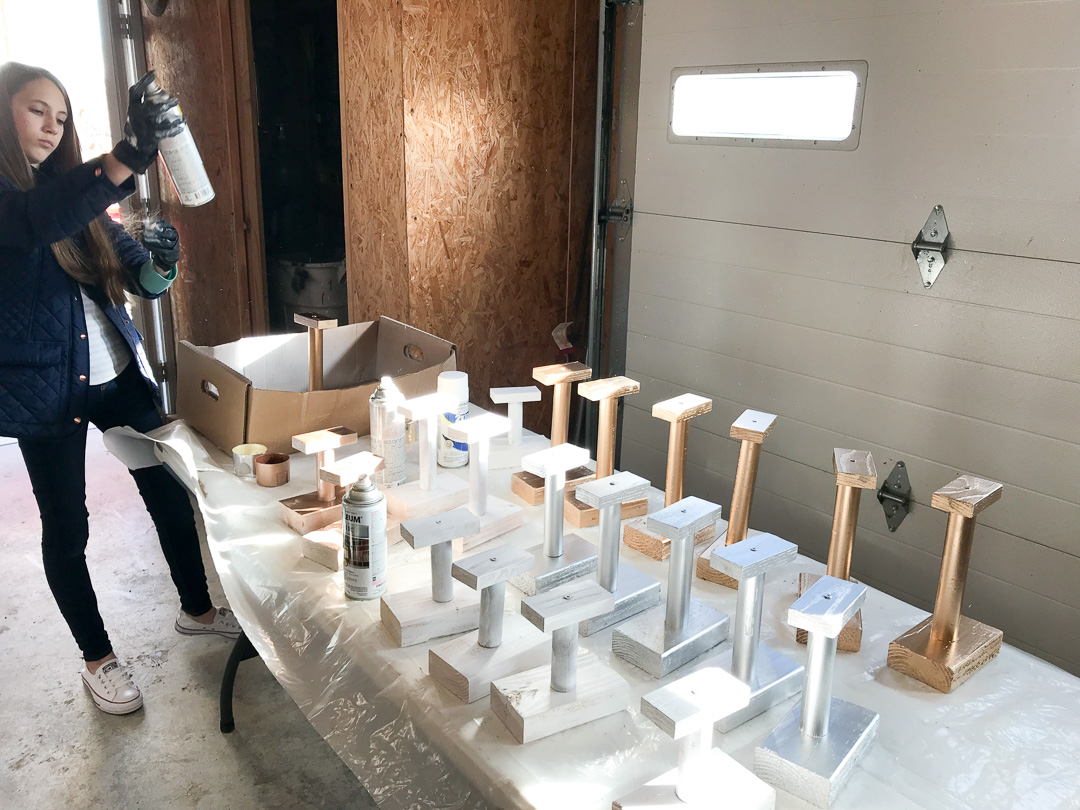 Pinewood Derby Trophy Stand Idea - Sugar Bee Crafts