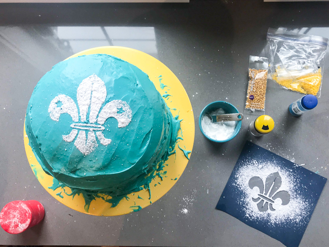 Blue and Gold Cake for Cub Scouts - Sugar Bee Crafts