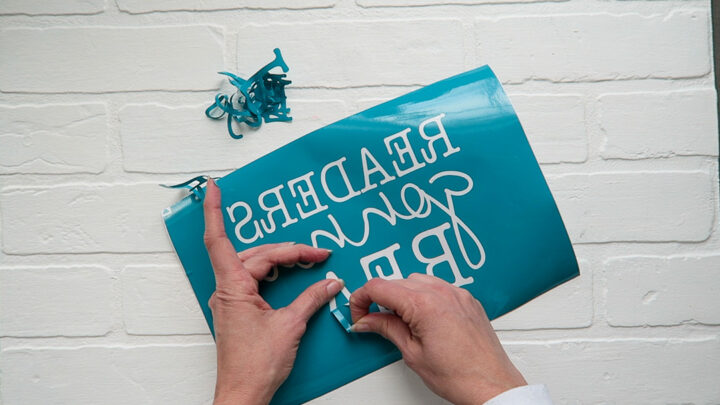 Basics of Screen Printing with Vinyl - Sugar Bee Crafts