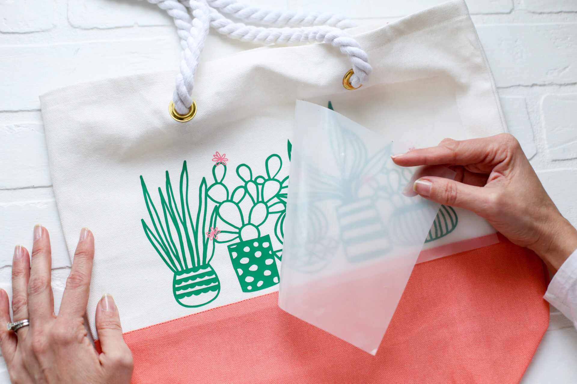 DIY Summer Tote Bag - Sugar Bee Crafts